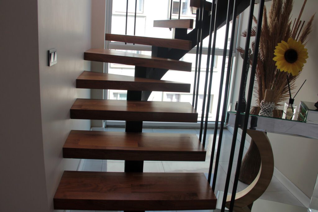 Mono Beam Steel Stringer Stairs - Toronto Modern Stairs